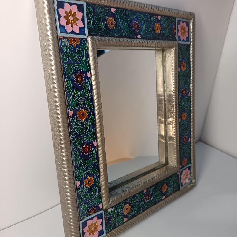 25x30 Frame - Etsy