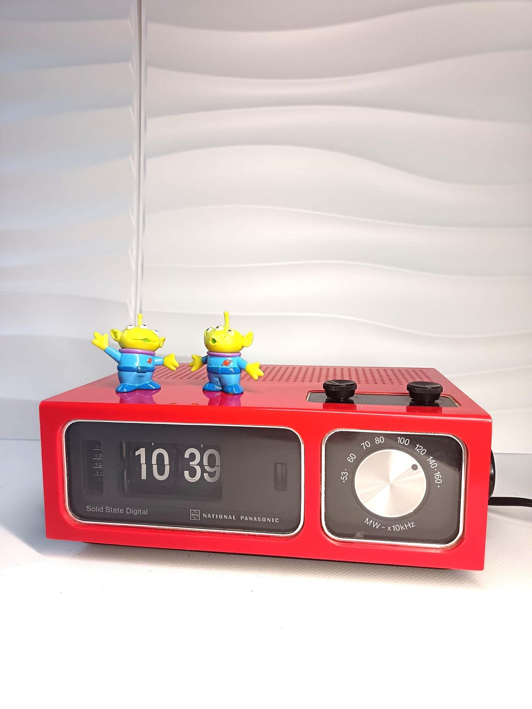 Vintage 1970s Flip Clock Radio Alarm – National Panasonic Model RC 1044 ...