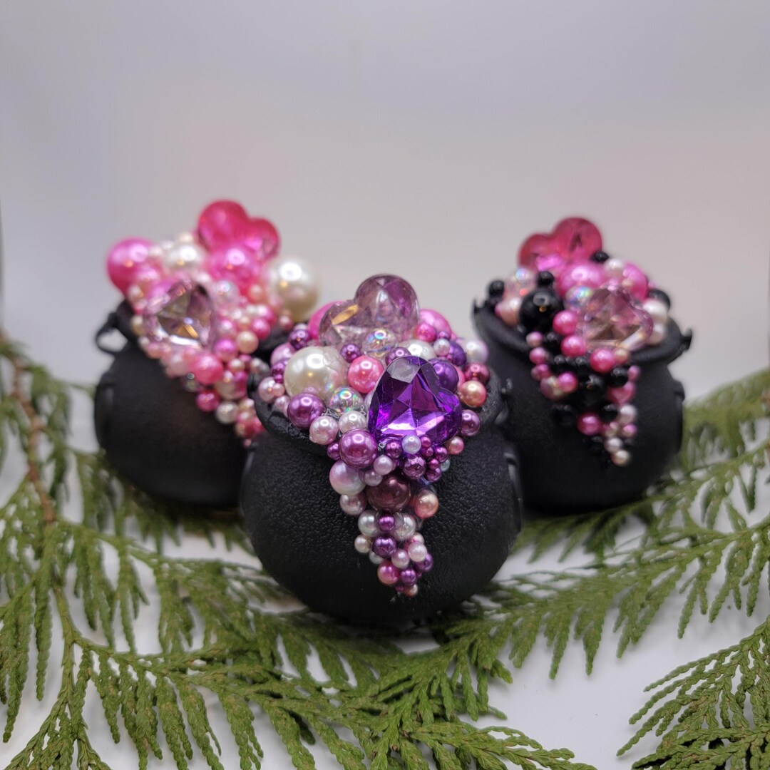 Mini Bubbling Witch Cauldron, Bubbles Halloween Decor, Ornament - Etsy