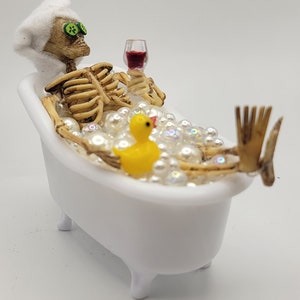 Self Care Skeleton | Skeleton Decorations | Skeleton in a Bubble Bath ...