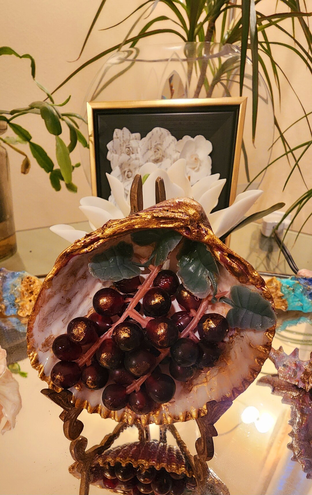 Authentic Clam Shell With Grape Vine, Gold and Burgundy Clam Shell With ...