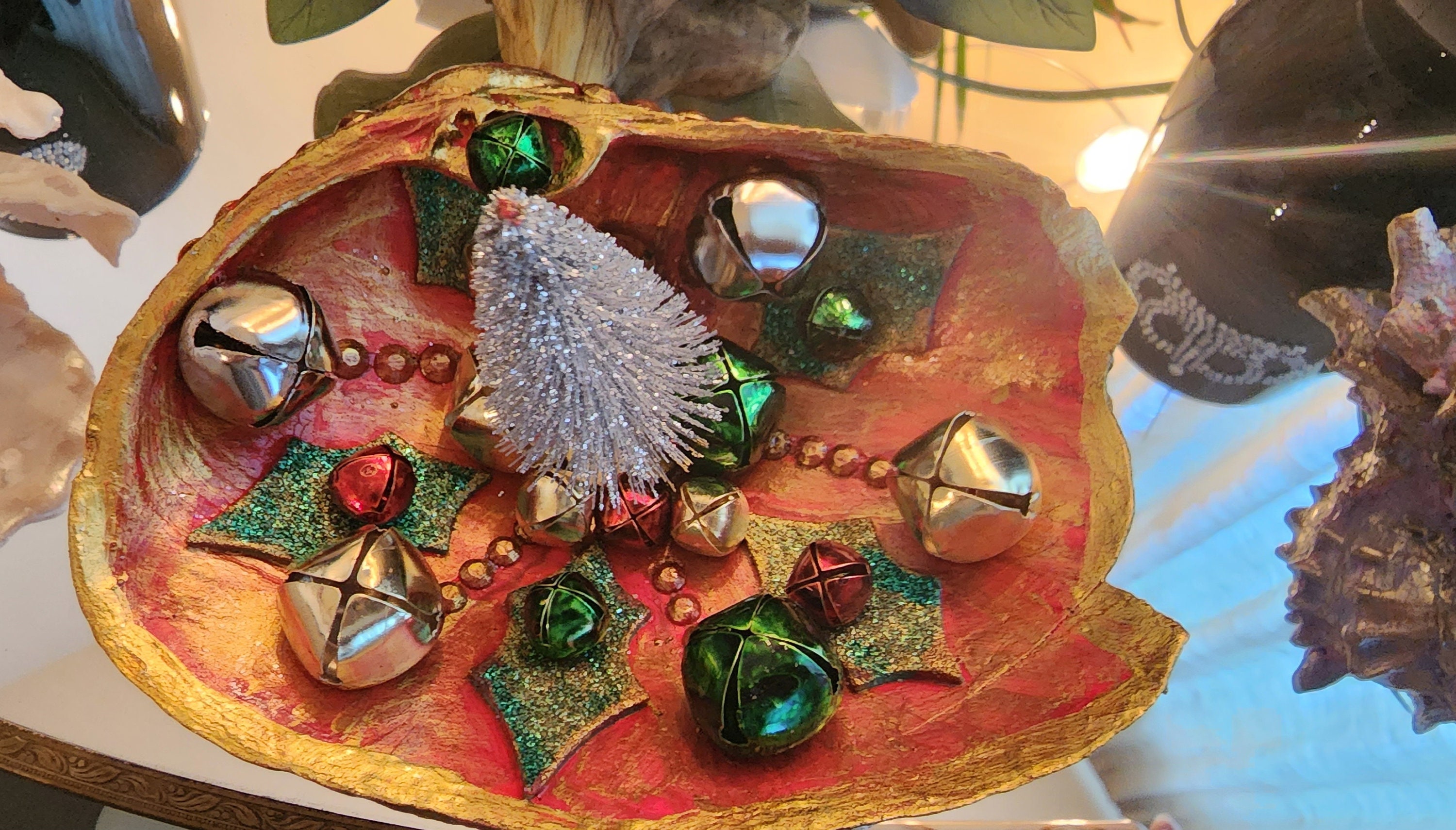 Red Christmas Tree and Jingle Bell Shell Decor, Christmas Shell Decor ...