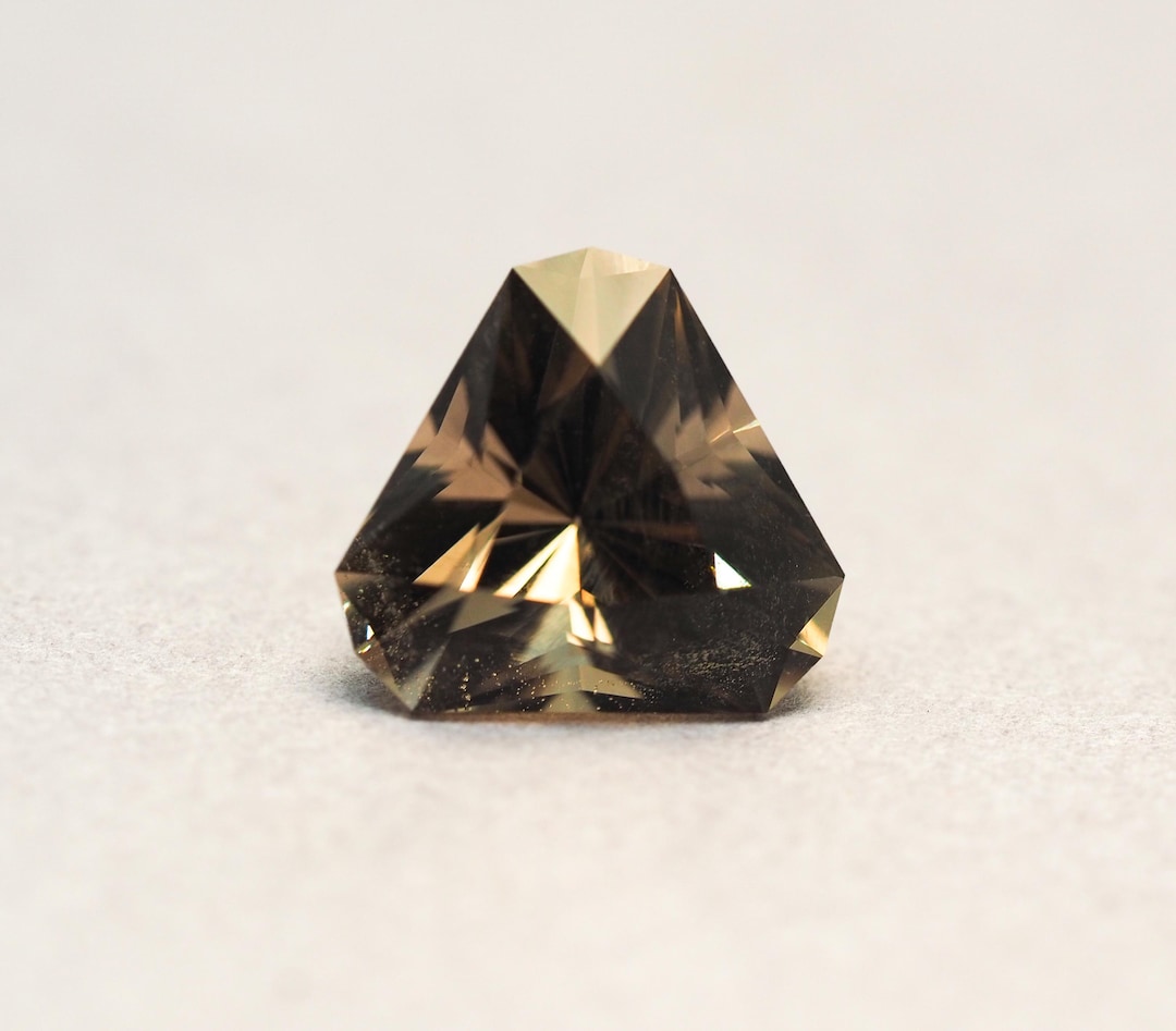Minimalist Triangle Bright Smokey Quartz Stone - Etsy