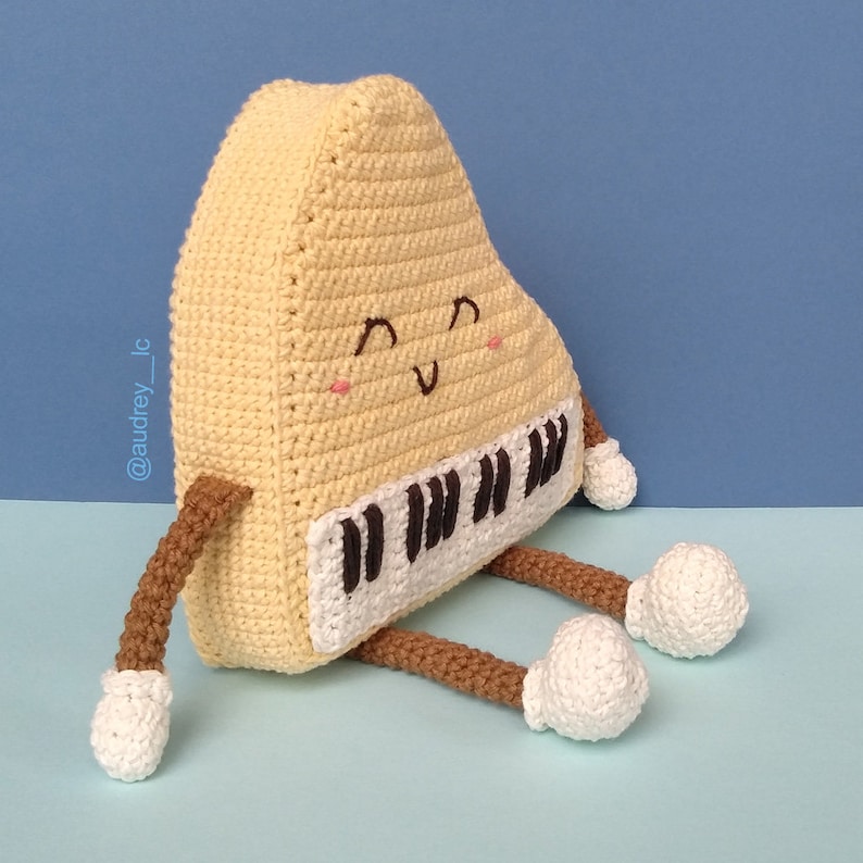 Perry the Piano Crochet Pattern - Etsy