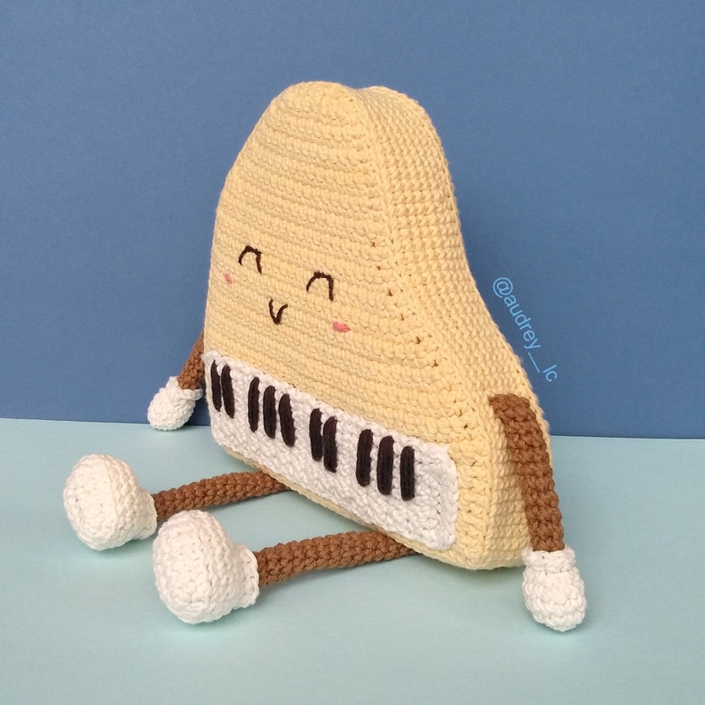 Perry the Piano Crochet Pattern - Etsy