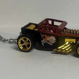 Hot Wheels *larry’s Garage Bone Shaker Keychain - Etsy