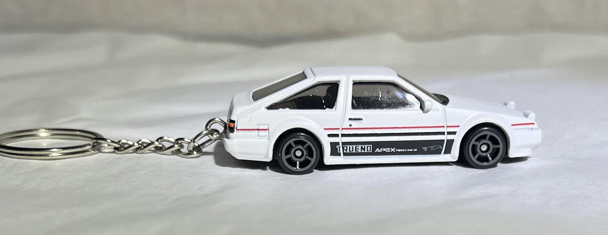 Hot Wheels Toyota AE86 Sprinter Trueno Keychain | Etsy