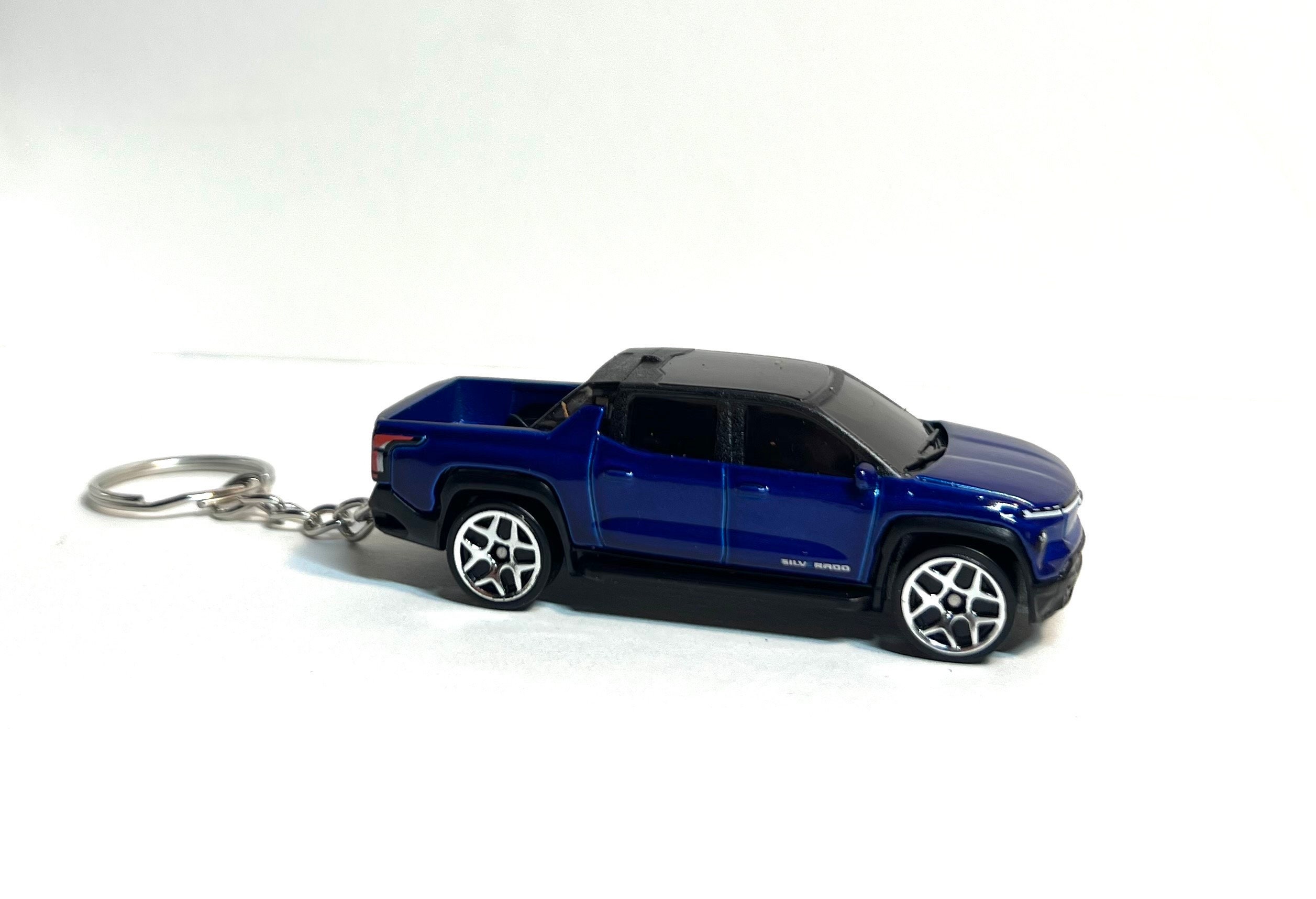 Hot Wheels Chevrolet EV RST Keychain - Etsy