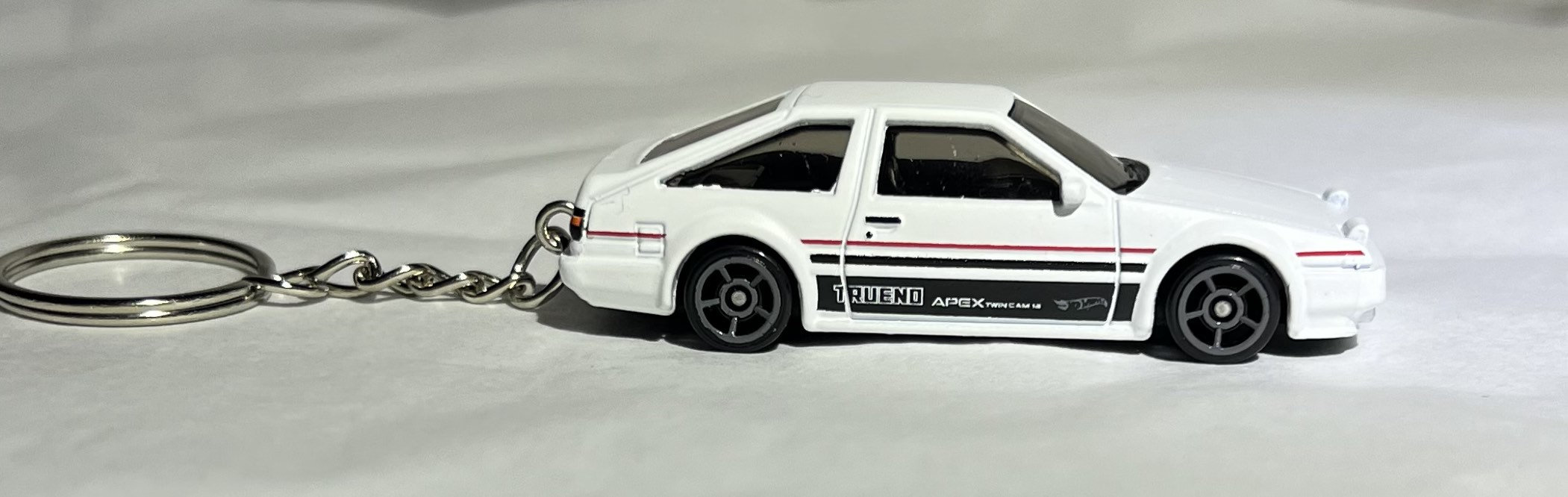 Hot Wheels Toyota AE86 Sprinter Trueno Keychain | Etsy