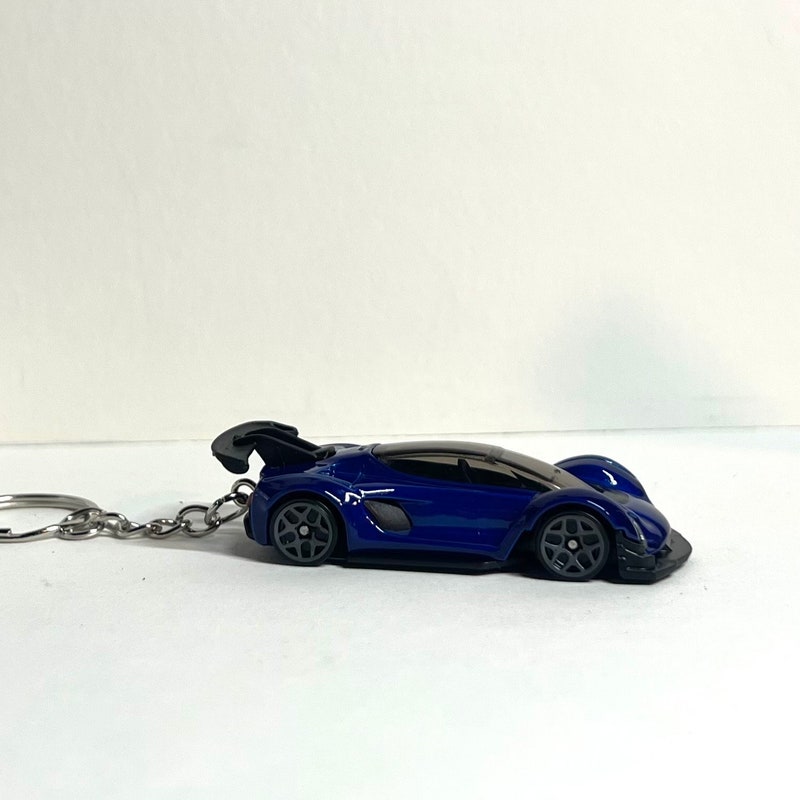 Hot Wheels Keychain - Etsy