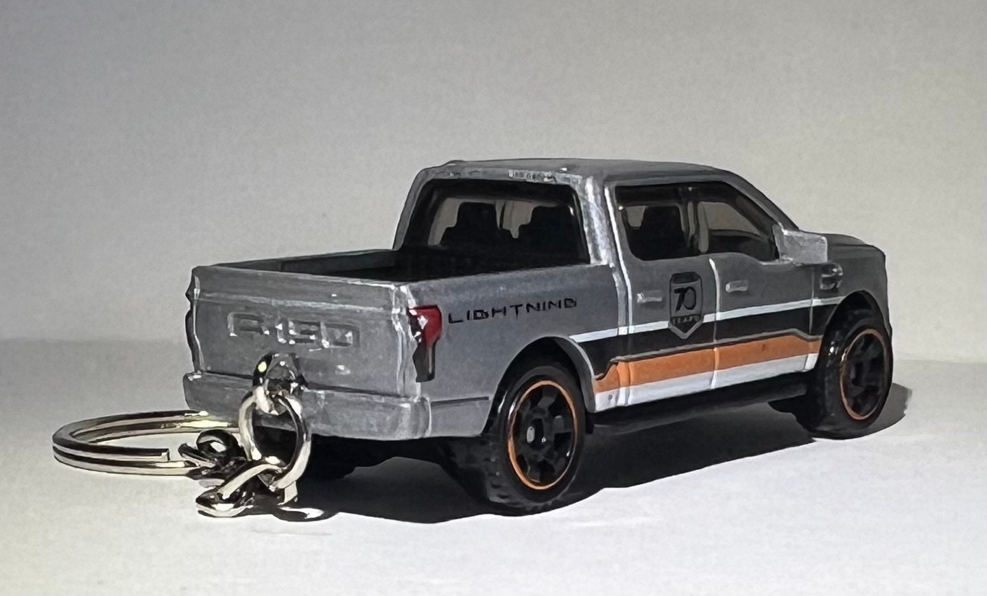 Ford Keychain Ford F150 Keychain - Metal & Enamel Truck Key Chain For ...