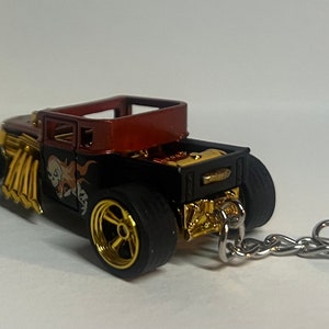 Hot Wheels *larry’s Garage Bone Shaker Keychain - Etsy