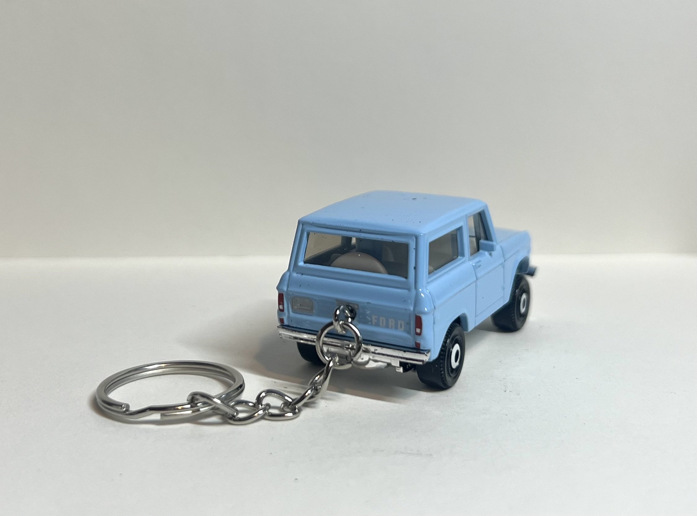 Matchbox 1970 Ford Bronco Keychain - Etsy