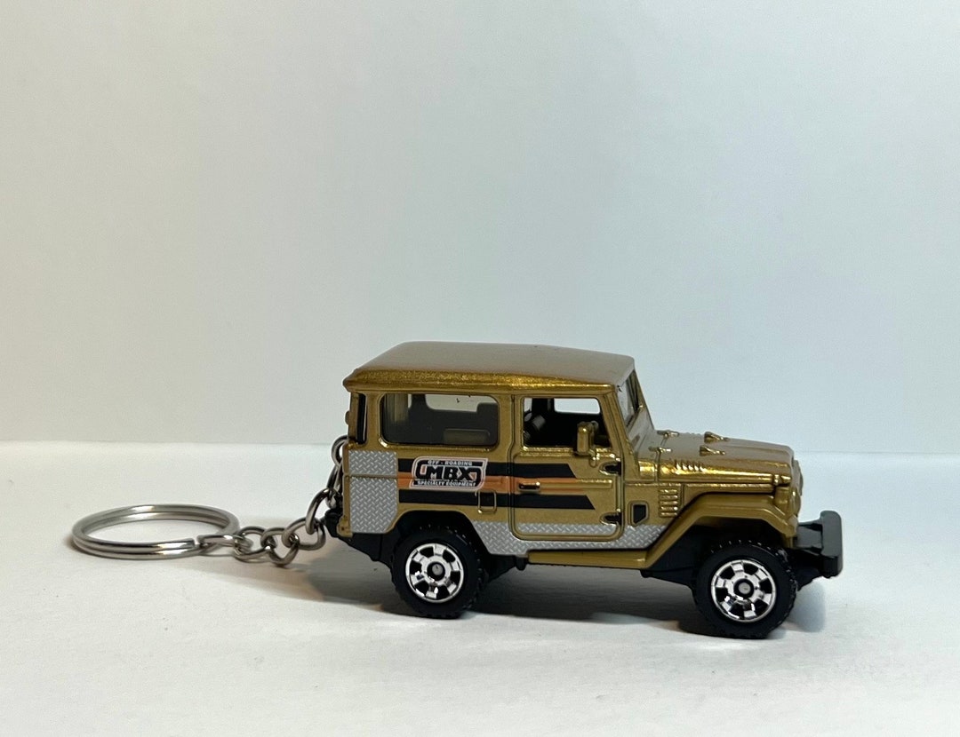 Matchbox Toyota FJ40 Land Cruiser(gold)keychain - Etsy