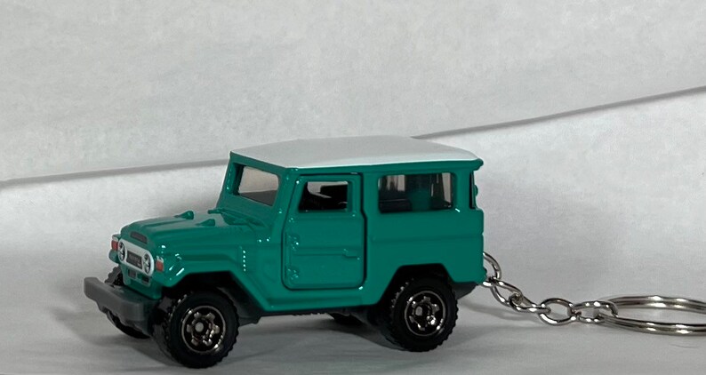 Matchbox 1968 toyota Land Cruiser FJ40 Keychain - Etsy
