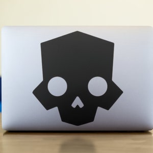 Helldivers 2 Skull Vinyl Decal for Laptop, Car, Window, Mirror, Bumper ...