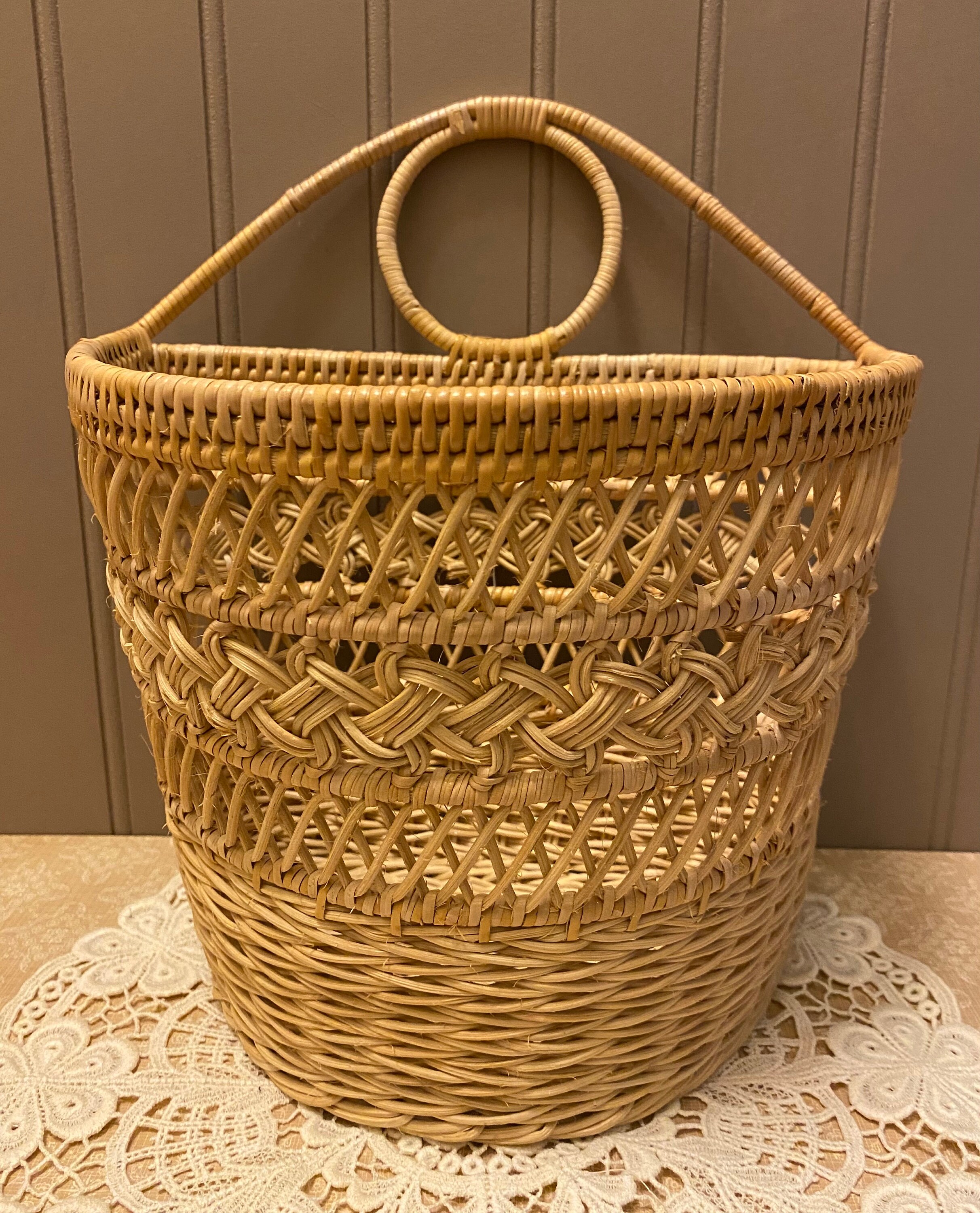 Boho Woven Straw Hanging Wall Basket - Etsy Canada