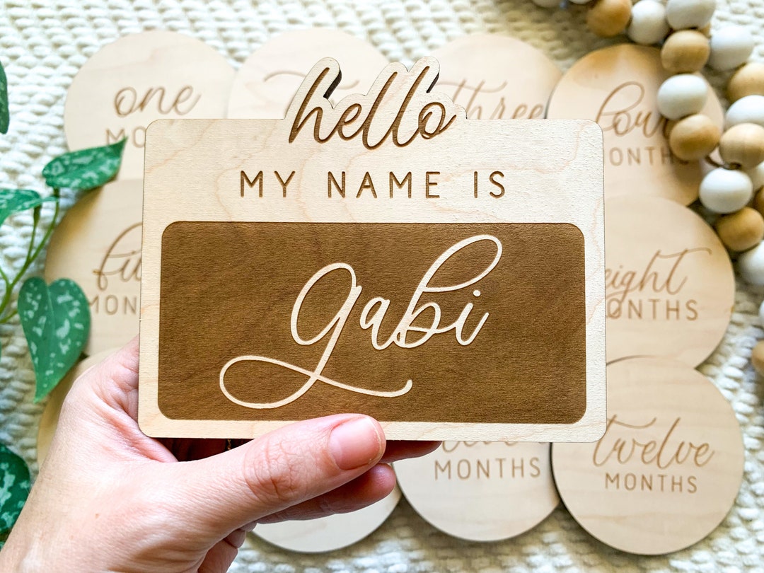 Wooden Monthly Milestone Cards for Baby, Calligraphy Monthly Milestones ...