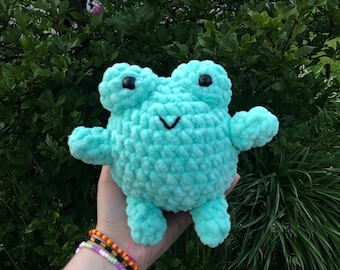 Mini Crochet Amigurumi Frog - Etsy