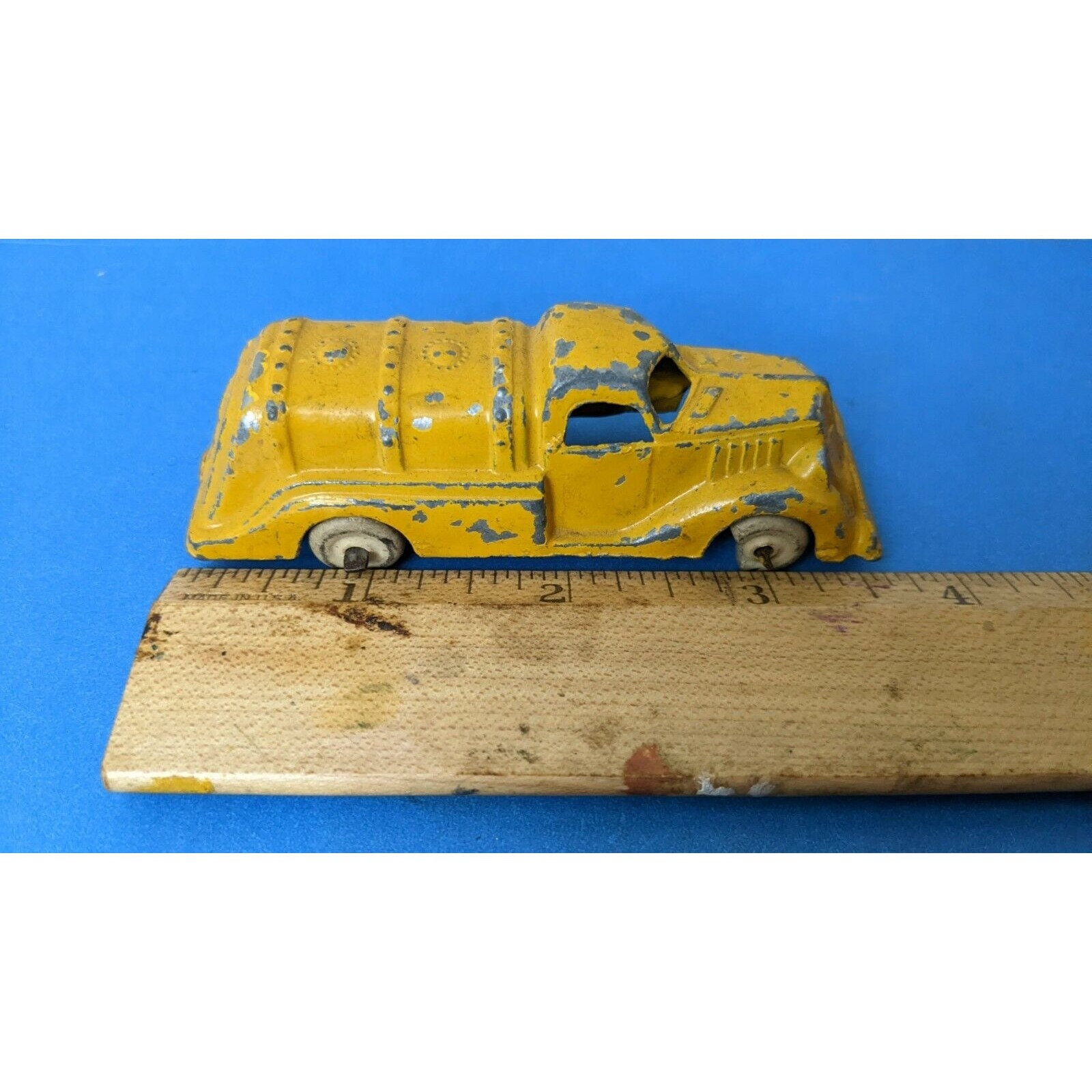 ANTIQUE Yellow TANKER Truck Cast Iron HUBLEY Toy Ca. 1930's 3 1/2 Long ...