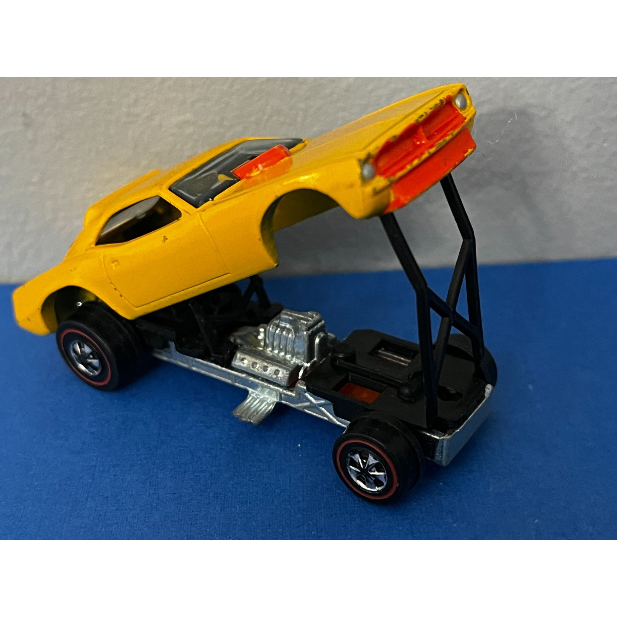 Vintage 1969 Mattel Hot Wheels Redline Snake Funny Car Yellow US Nice ...