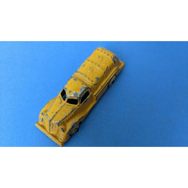 ANTIQUE Yellow TANKER Truck Cast Iron HUBLEY Toy Ca. 1930's 3 1/2 Long ...