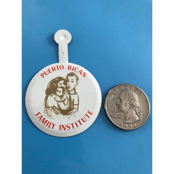 Vintage Red Puerto Rican Family Institute White Metal… - Gem