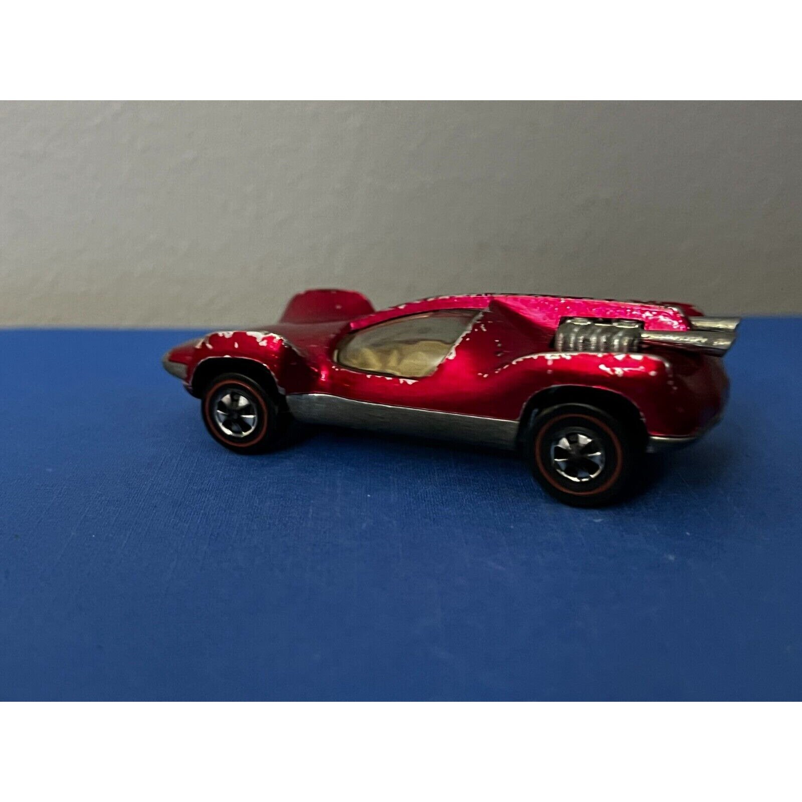 Vintage 1969 HOT WHEELS Red Line MANTIS Us Rose W White Interior Usa ...