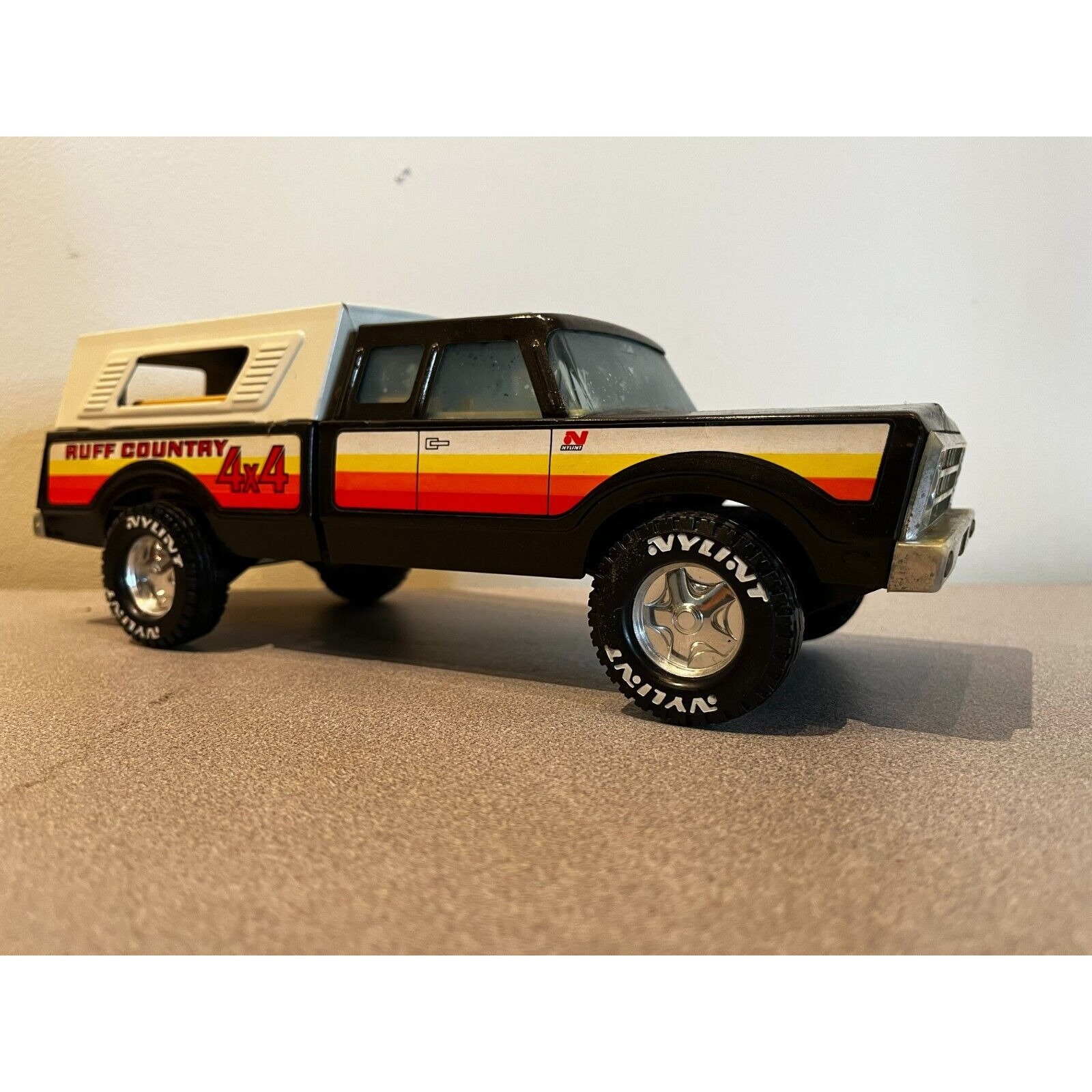 Vintage Nylint Ruff Country 4x4 Ford Truck With Camper 1970s 12 Long ...