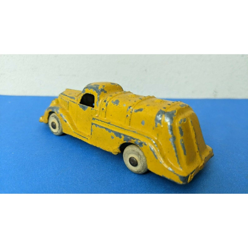 ANTIQUE Yellow TANKER Truck Cast Iron HUBLEY Toy Ca. 1930's 3 1/2 Long ...