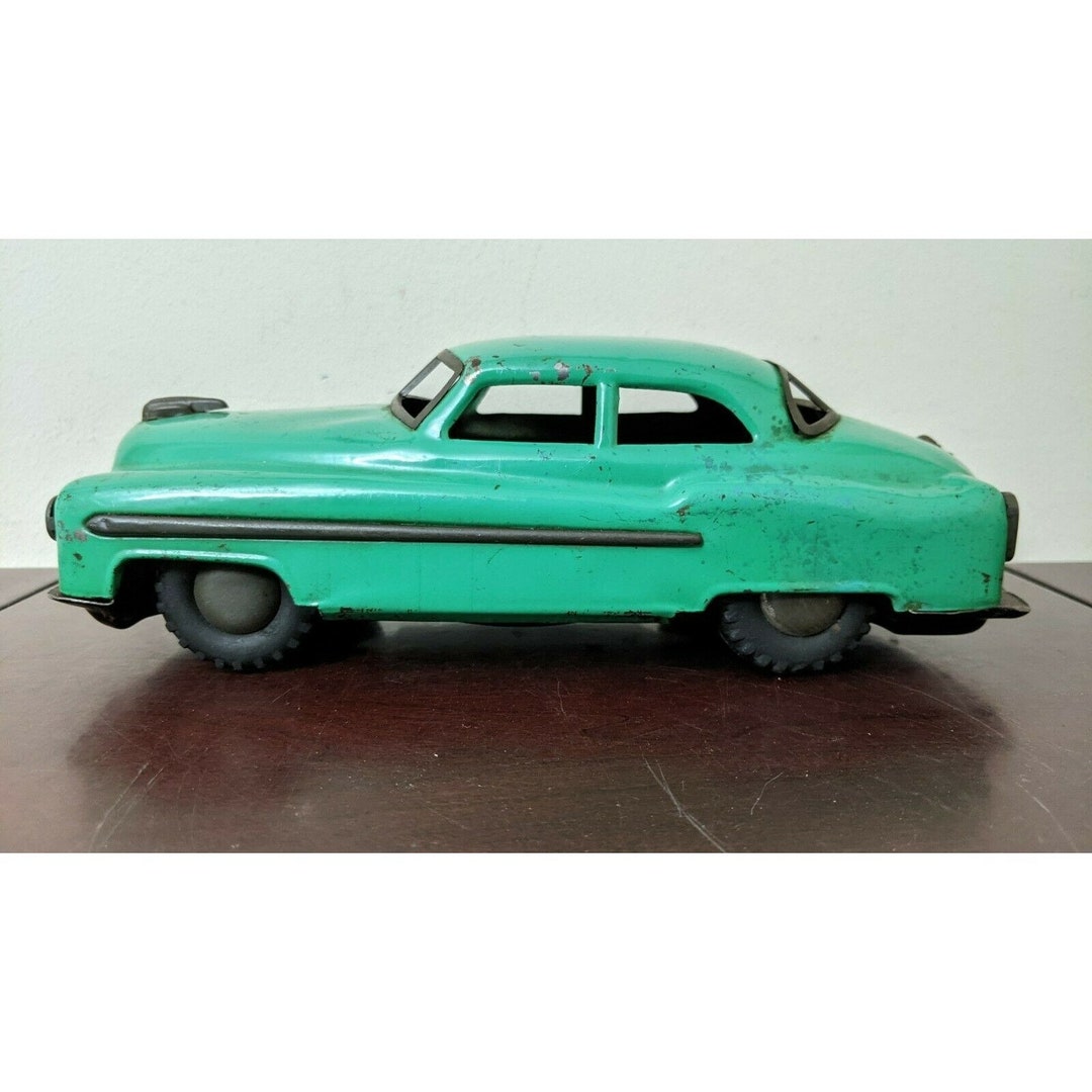 Vintage 1949 Tin Friction CADILLAC Coupe Metal Green Toy Car Promo ...