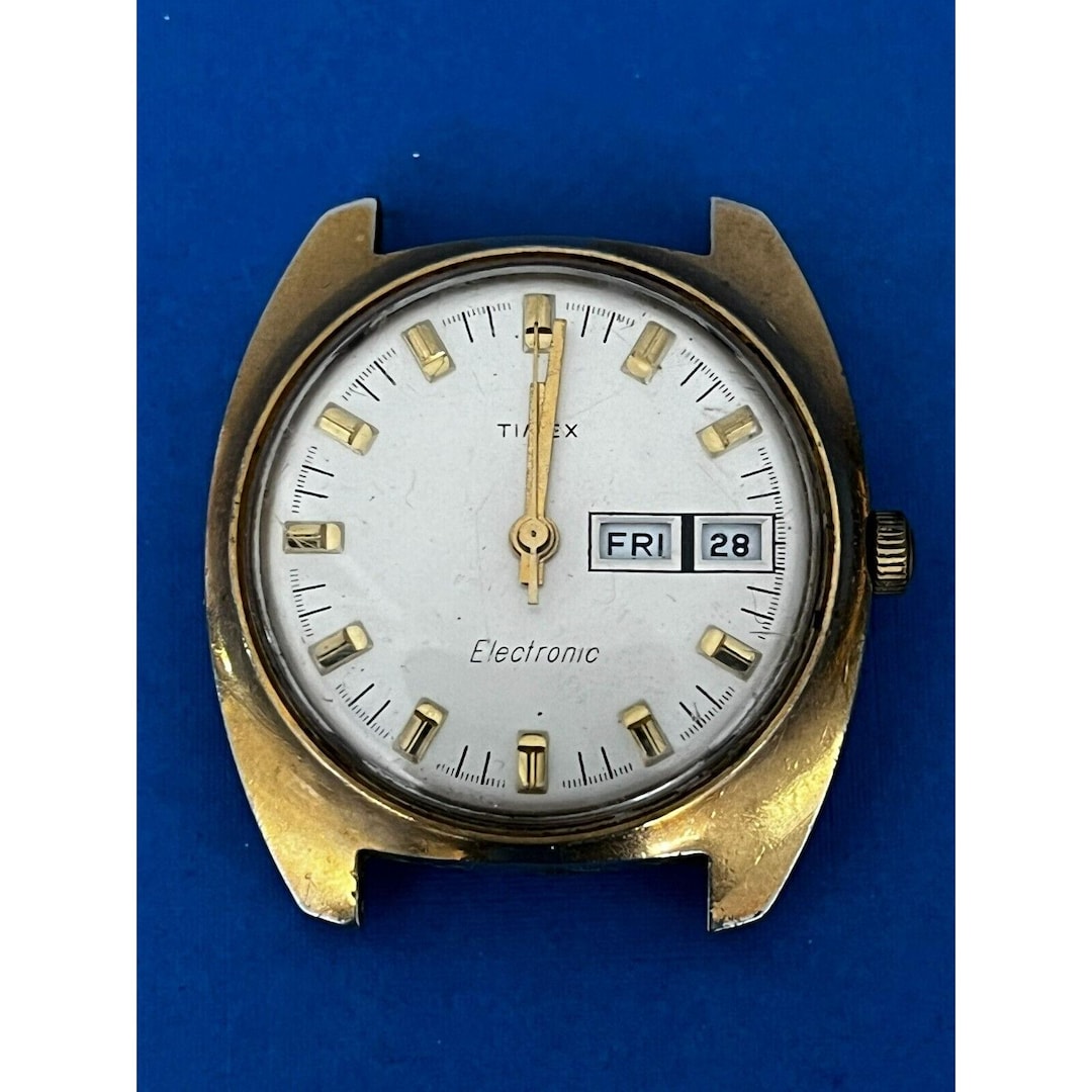 Vintage Timex Electronic Gold-tone Day/date Men's Watch 4 Parts ...