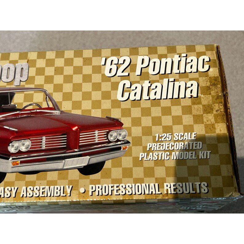 AMT 1962 Pontiac Catalina - Pro Shop Series 1/25 Scale Plastic Model ...