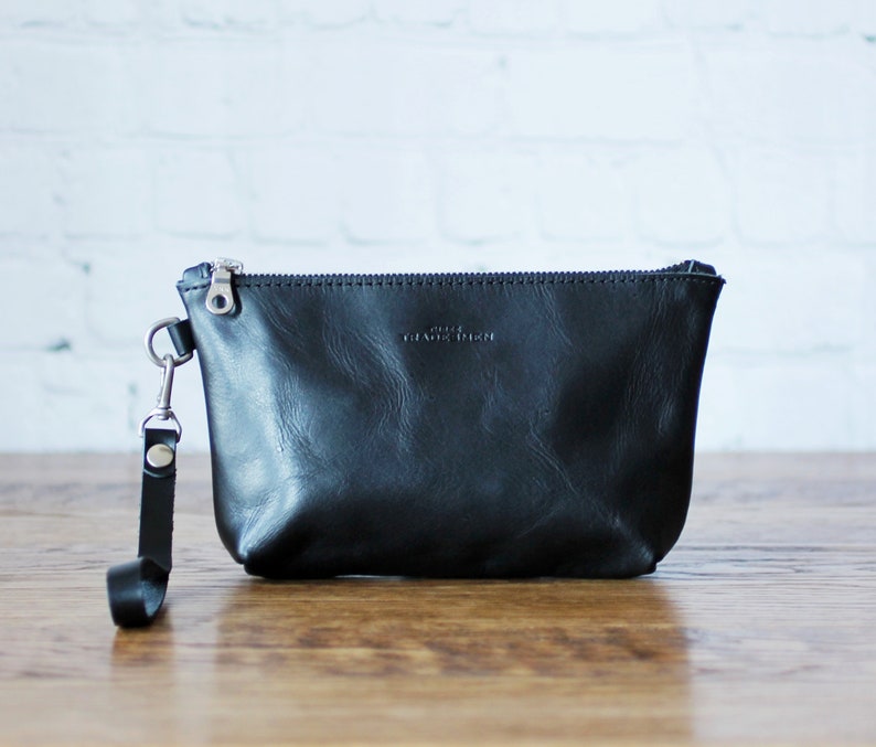 Handmade Leather Zipper Pouch - Etsy