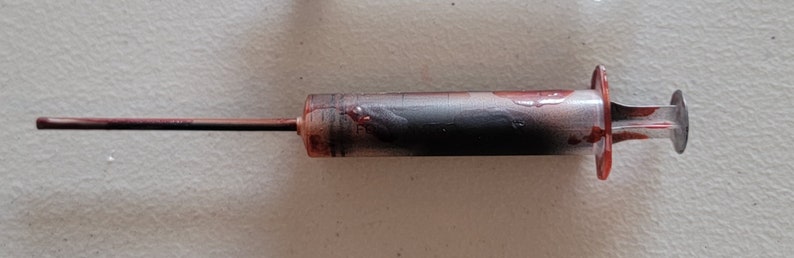 Bloody Syringe Prop for Haunted House Actors/scenes (moveable) - Etsy