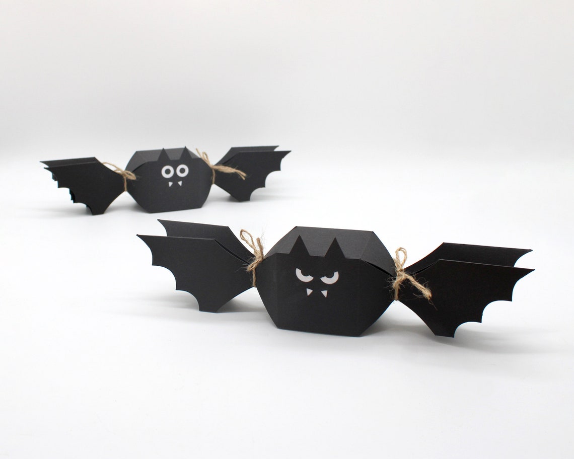 Bat Cracker Gift Box Template, Halloween Cracker - SVG Cutting File and ...