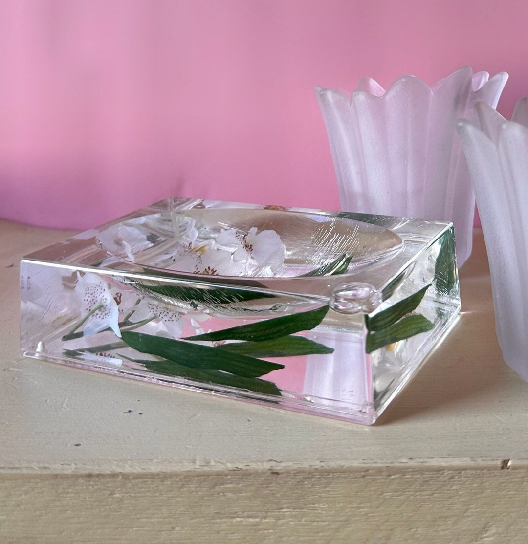 Vintage Lucite Water Filled Soap Dish Floating Acrylic Clear - Etsy