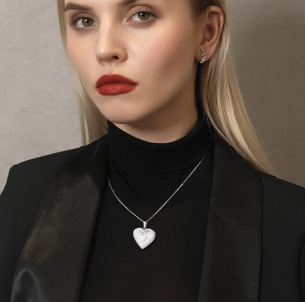 Custom Platinum 18K Gold Photo Locket Necklace (20 Inch) - Etsy