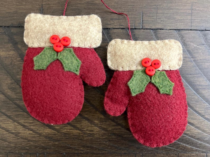 Wool Felt Pair of Mittens Ornament - Etsy