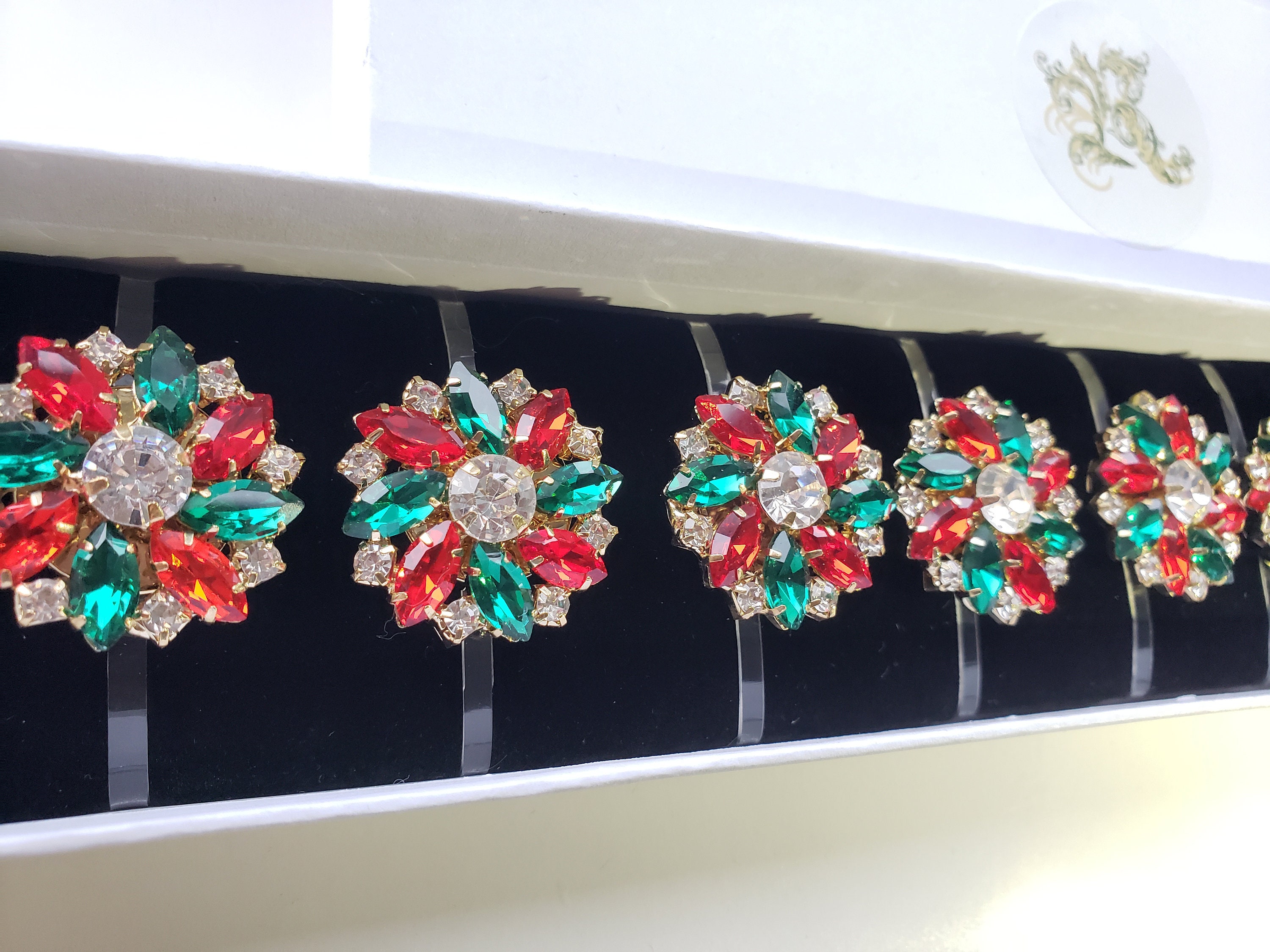 Holly Christmas Buttons NO SEW Clip on Button Covers Set of 6 Diamond ...