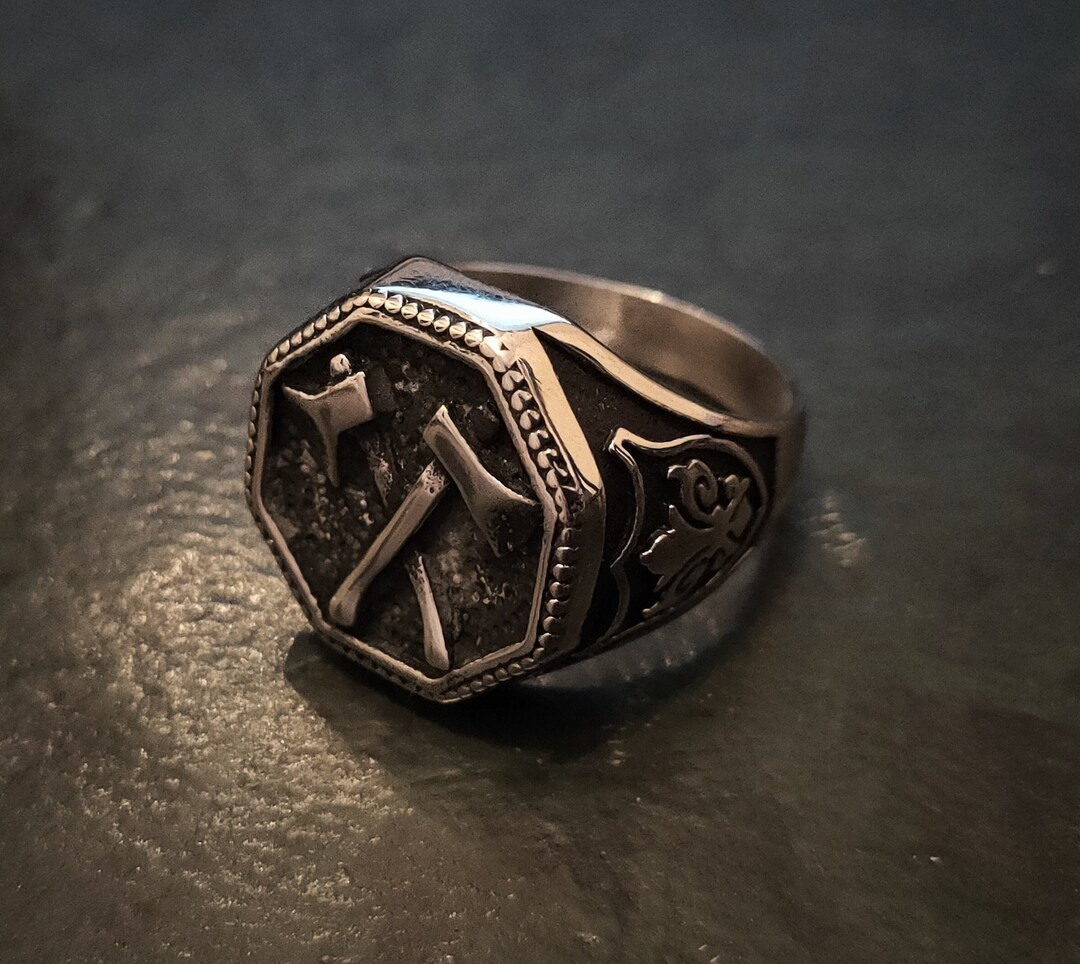 VIKING Battle Axe Gothic Biker Medallion Statement Signet Ring - Etsy