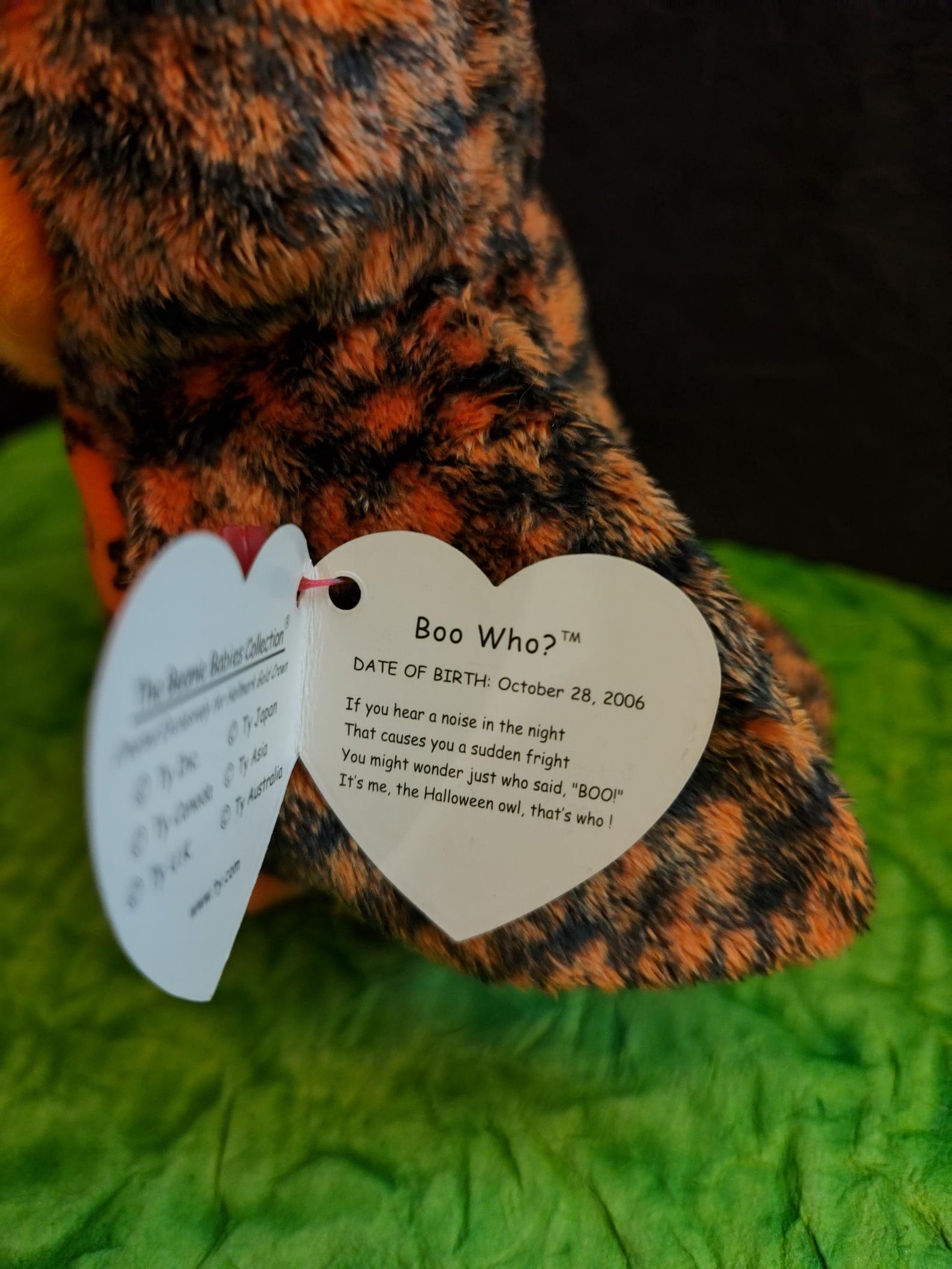 TY Beanie Baby - BOO WHO? the Owl (hallmark Gold Crown Exclusive) Mwmts ...