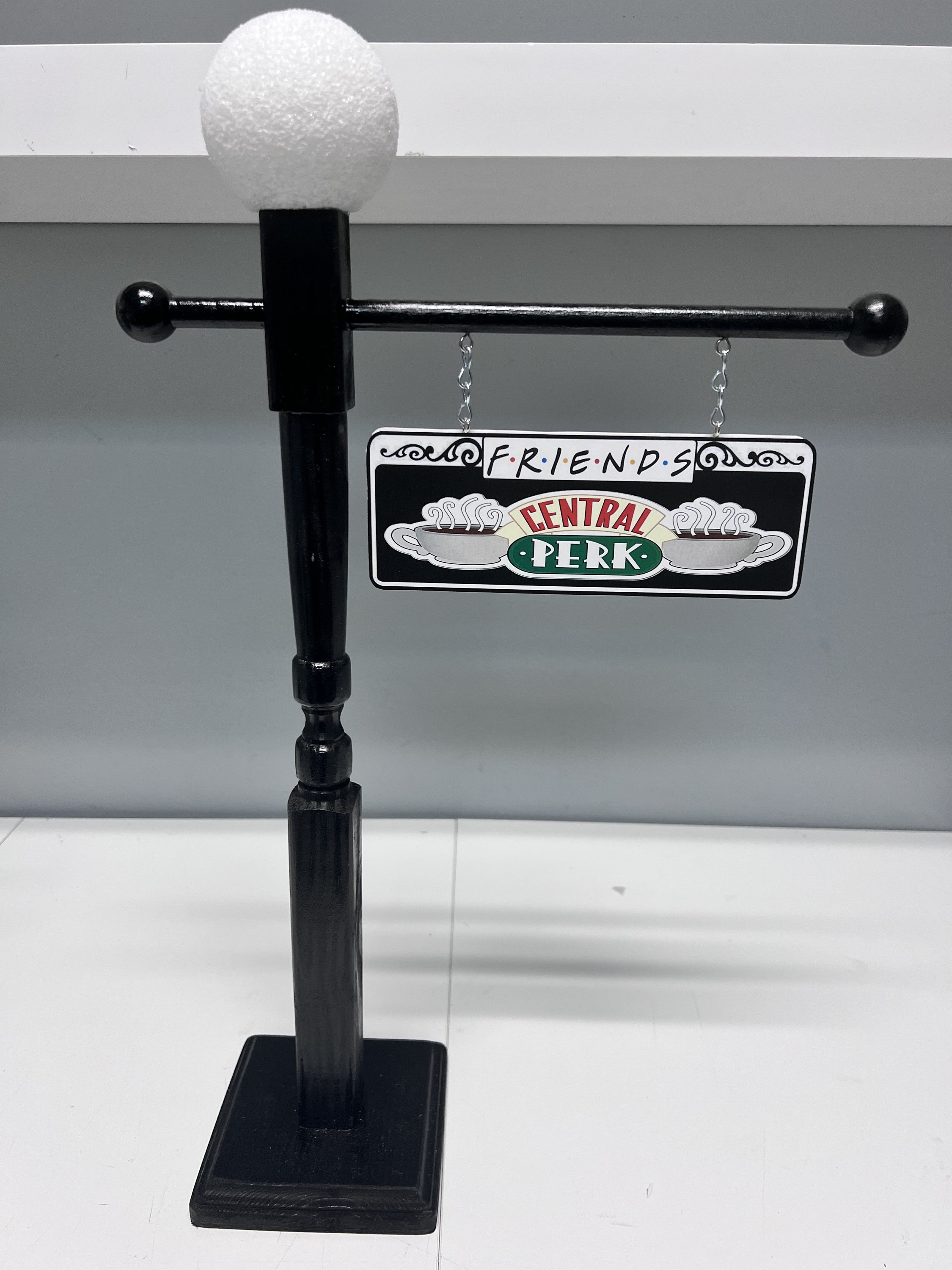 FRIENDS Themed Street Sign Lamp Post 21 Inch Centerpiece - Etsy
