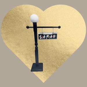FRIENDS Themed Street Sign Lamp Post 21 Inch Centerpiece - Etsy