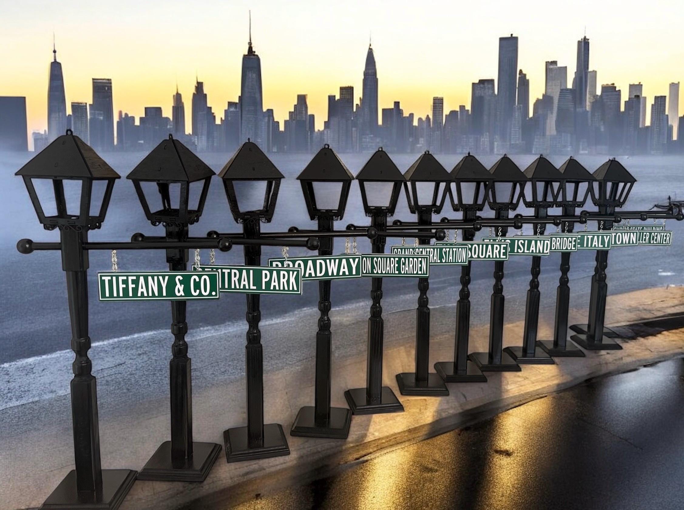 NYC Lamp Post Centerpiece, New York Theme, 21 Inch - Etsy