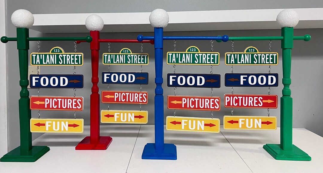 Street Sign Lamp Post 4 Tier 21 Inch Centerpiece - Etsy