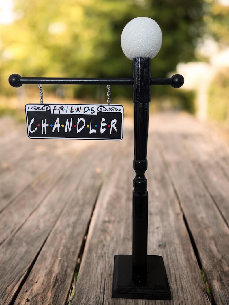 FRIENDS Themed Street Sign Lamp Post 21 Inch Centerpiece - Etsy