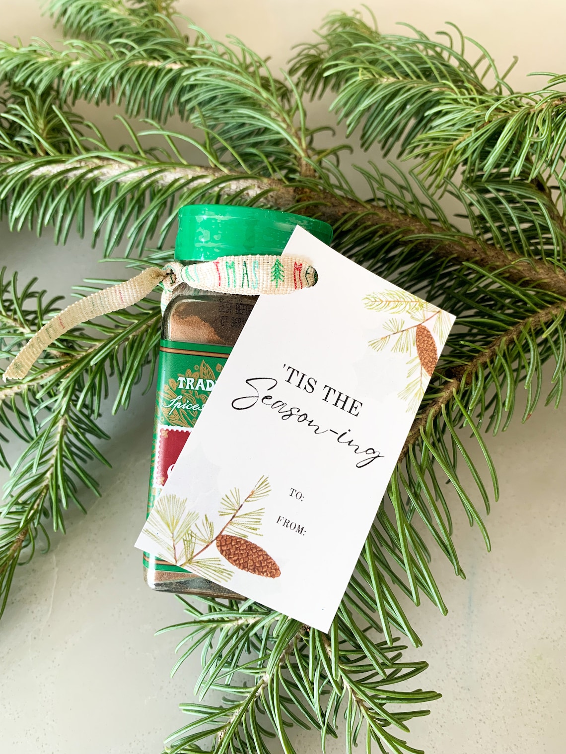 Tis the Season Gift Tag, Seasoning Gift Tag, Christmas Gift, Neighbor ...