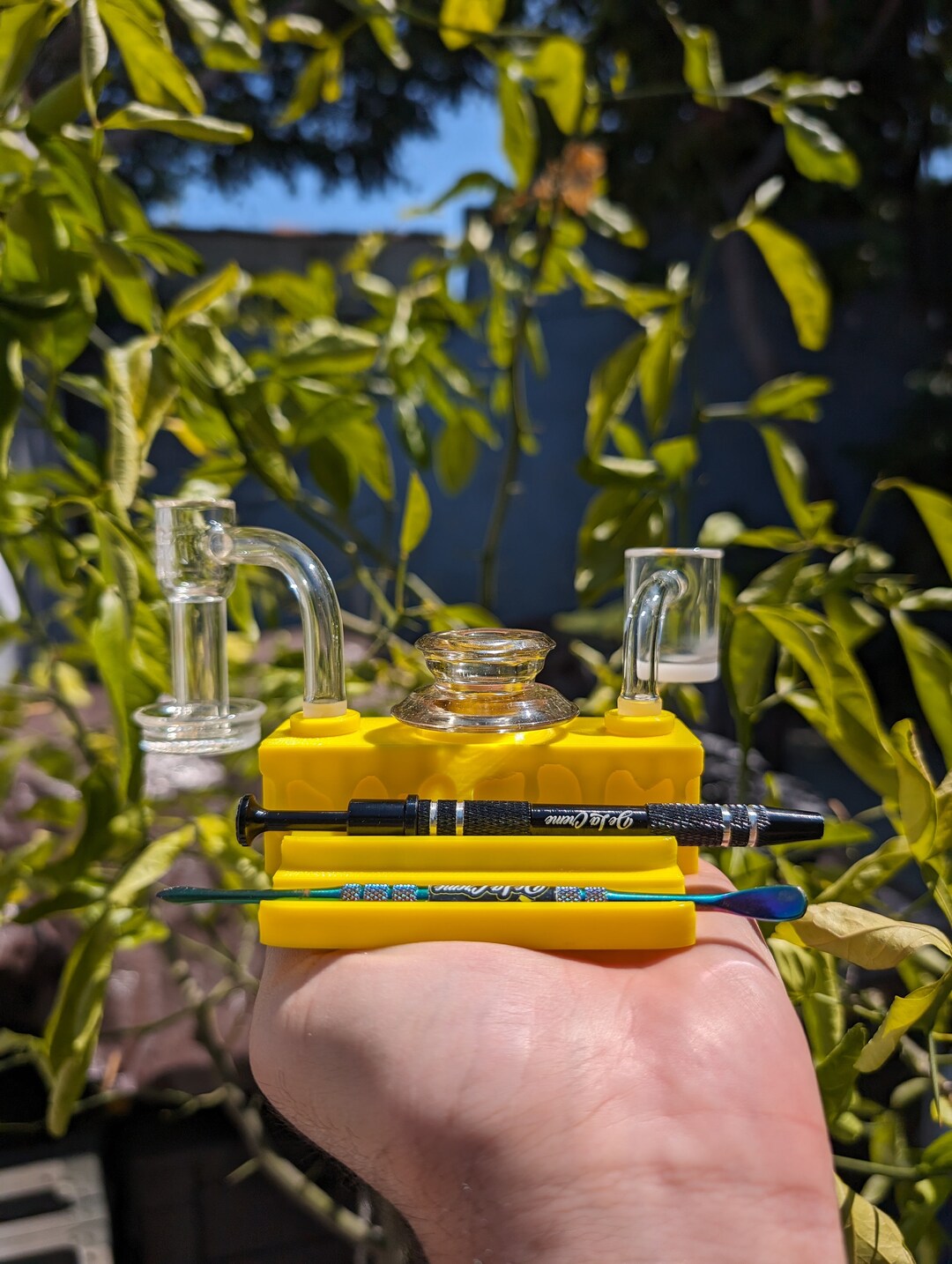 Compact Travel or Desk Dabstation With Dabber and Jewel Grabber Holder ...