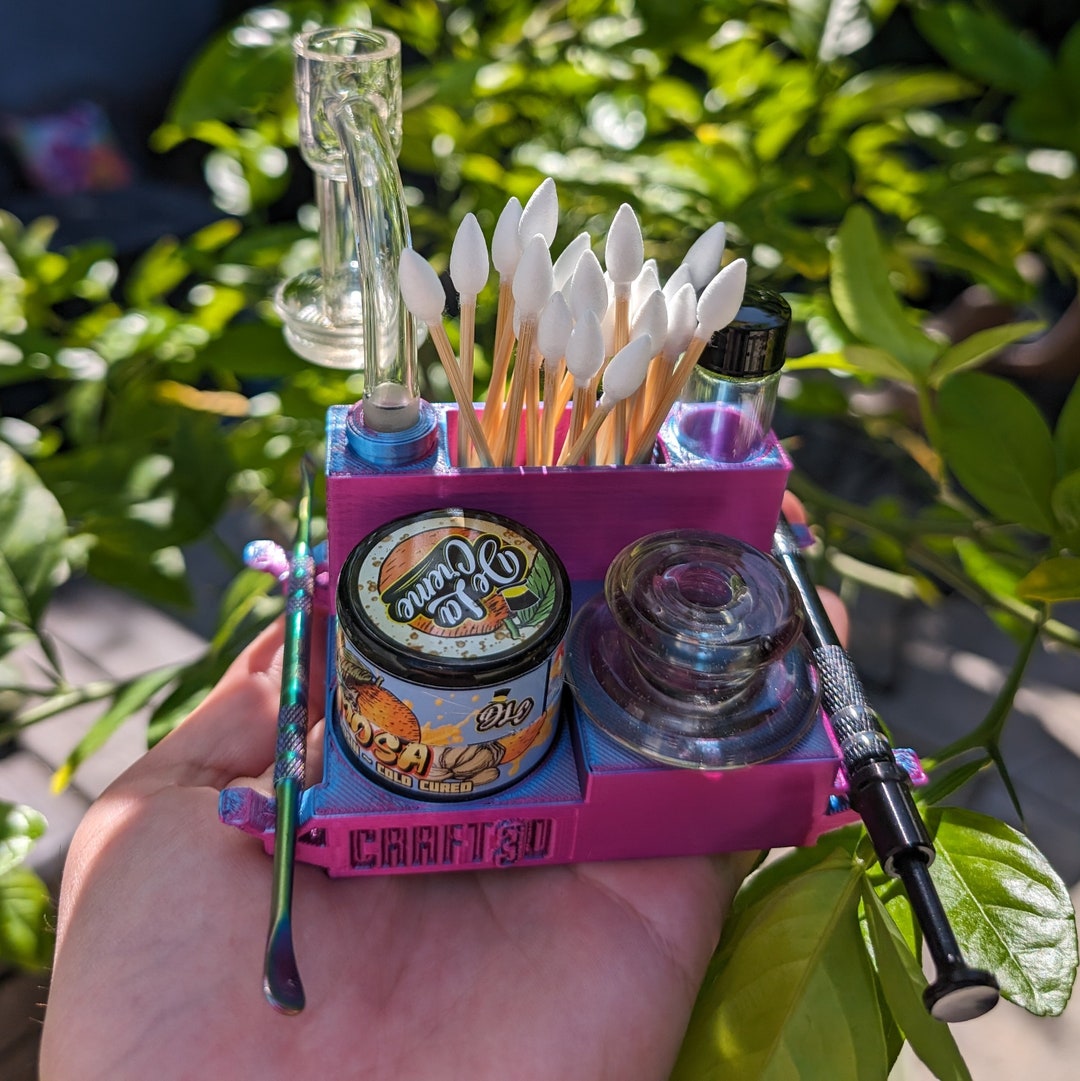 Compact Travel or Desk Dabstation With Dabber and Jewel Grabber Holder ...